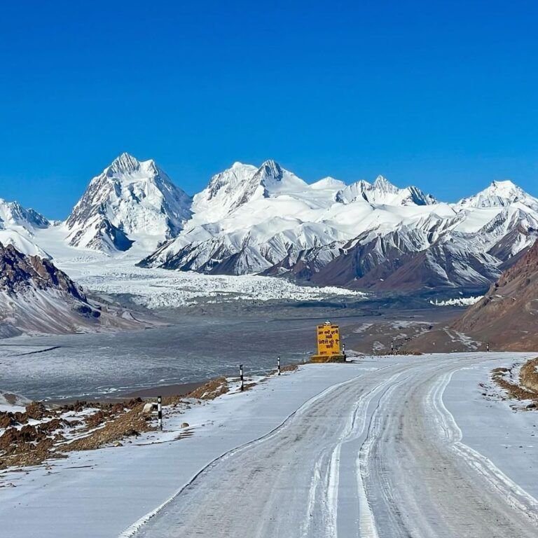 The Ultimate Guide to Trekking in the Himalayas - Himalayan OutBack